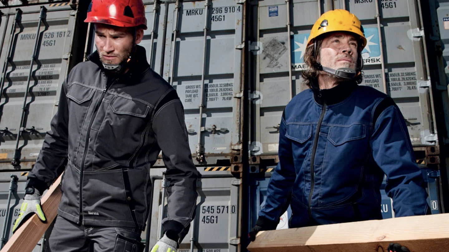 Custom corporate uniforms - NTR